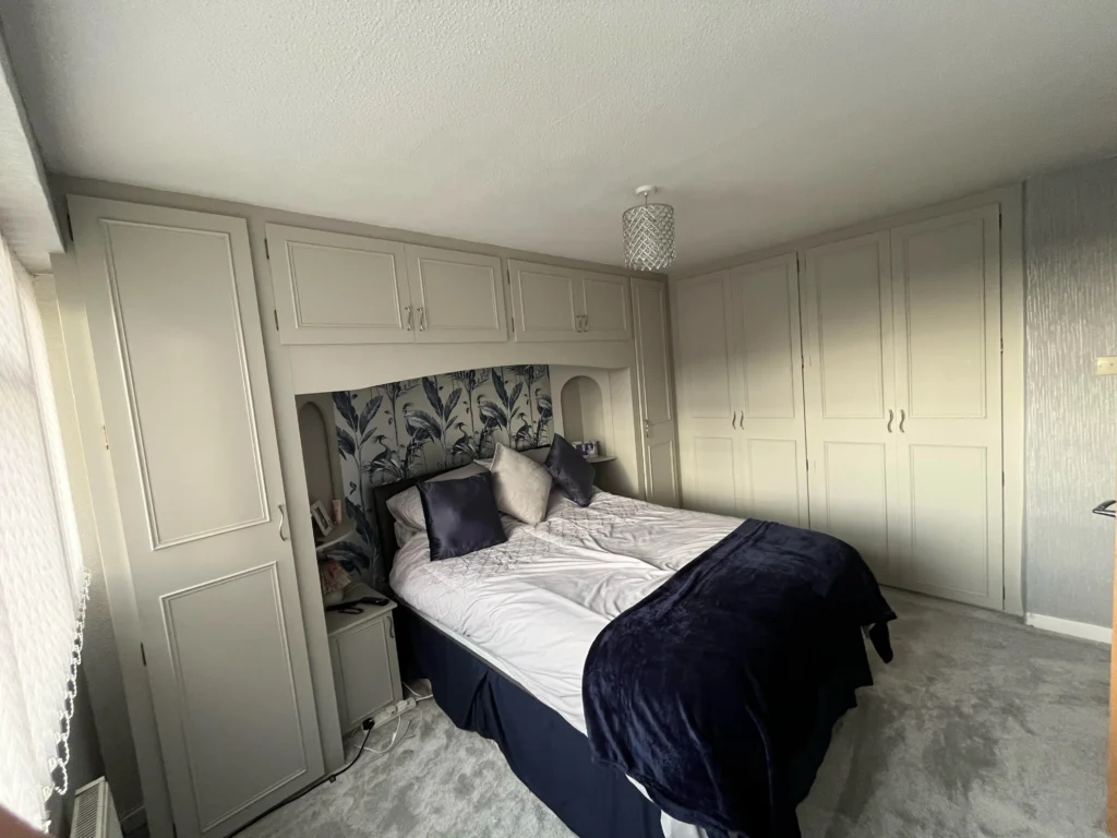 #12 Wardrobe spraying - Dynamic Spray LTD